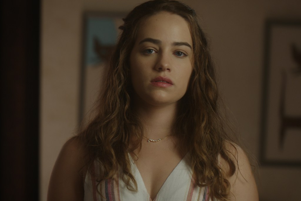 Cobra Kai Cast Mary Mouser As Samantha LaRusso Vague Visages cobra-kai-cast-mary-mouser-as-samantha-larusso-vague-visages