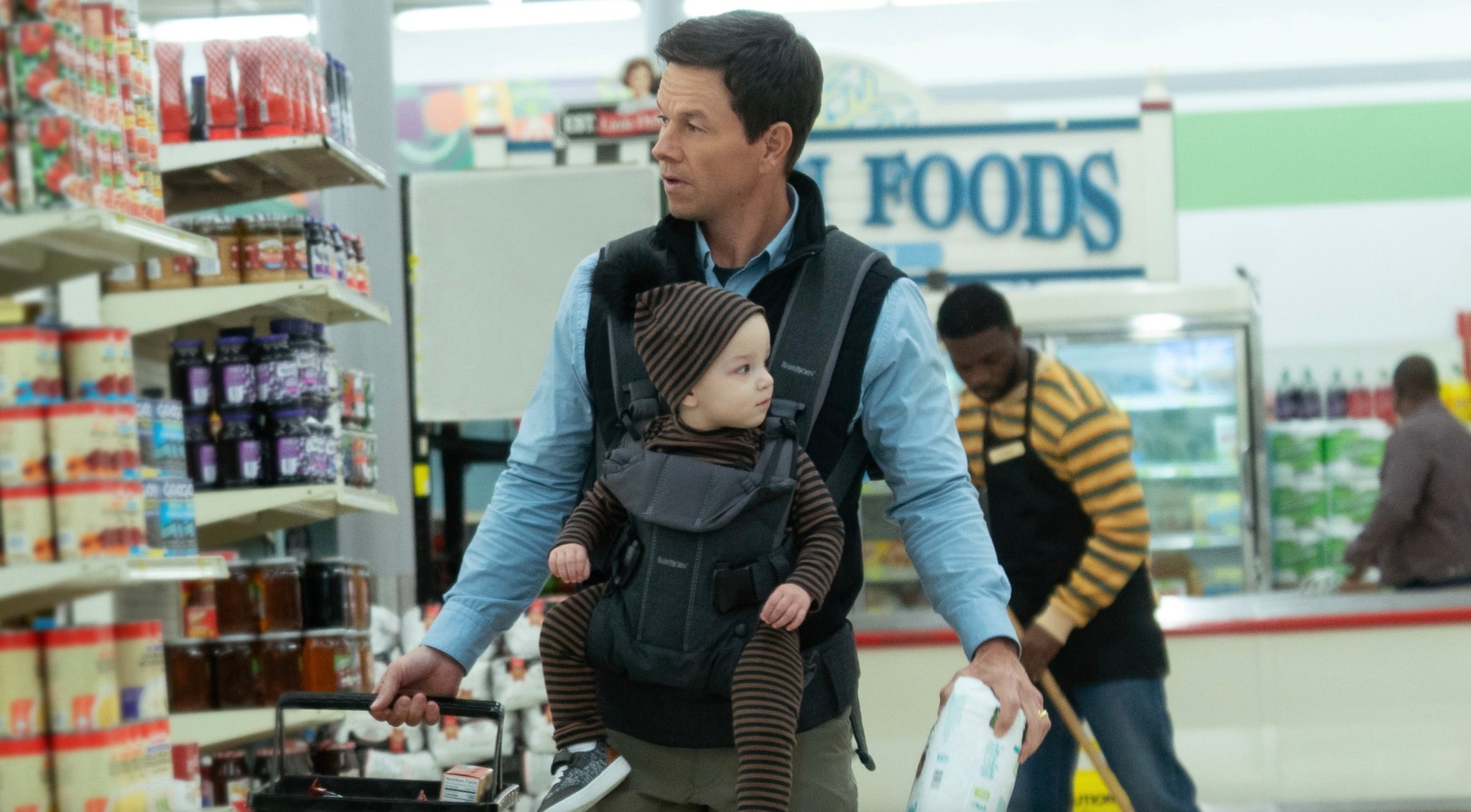 The Family Plan Cast: Every Actor and Character in the Movie