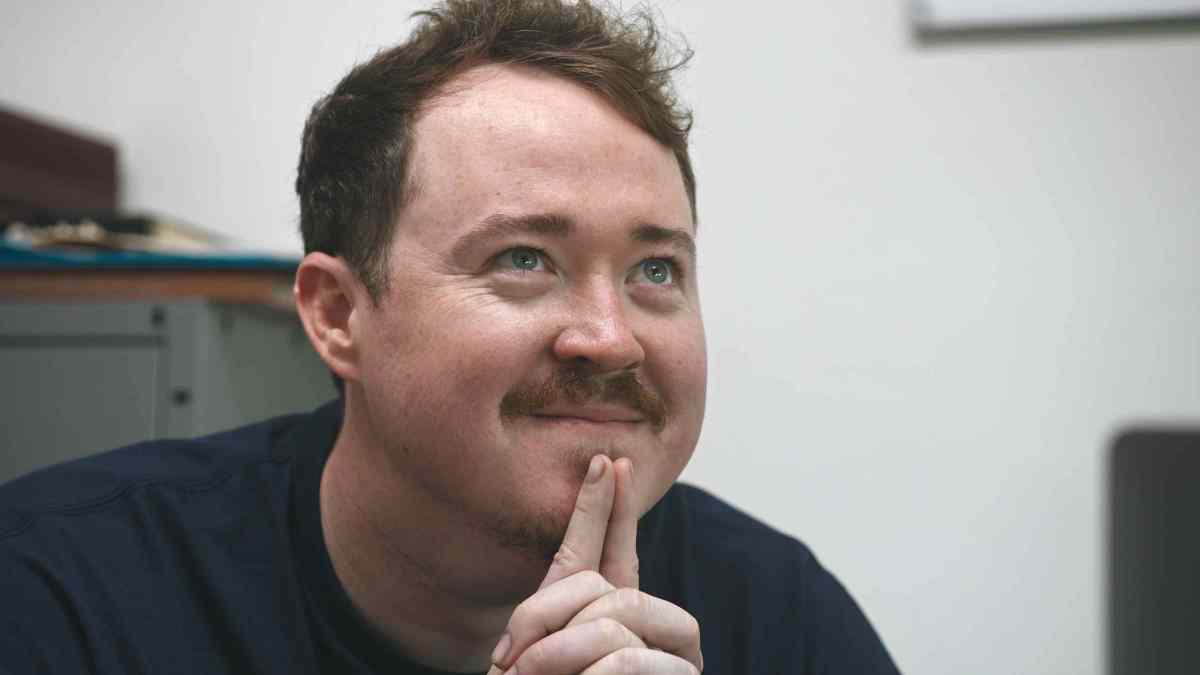 Tires Cast: Every Actor and Character in the Netflix Series